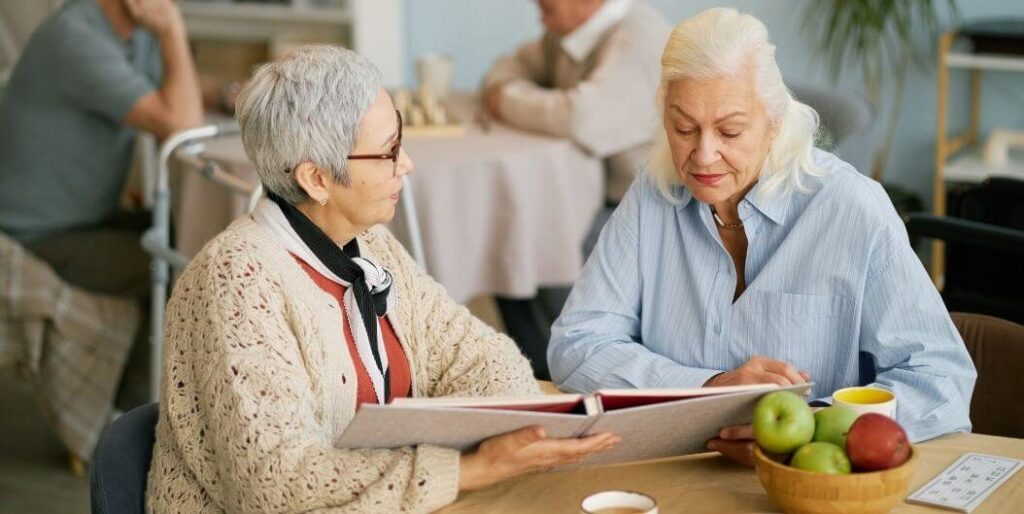 How Independent Living Communities Balance Variety & Nutrition on the Menu